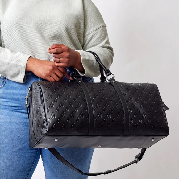 Glam-Aholic | Bags | Mia Ray Glamaholic Unisex Travel Tote Matte Black ...